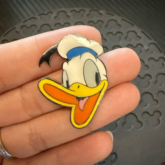 Disney | Other | Disney Donald Duck Pin | Poshmark